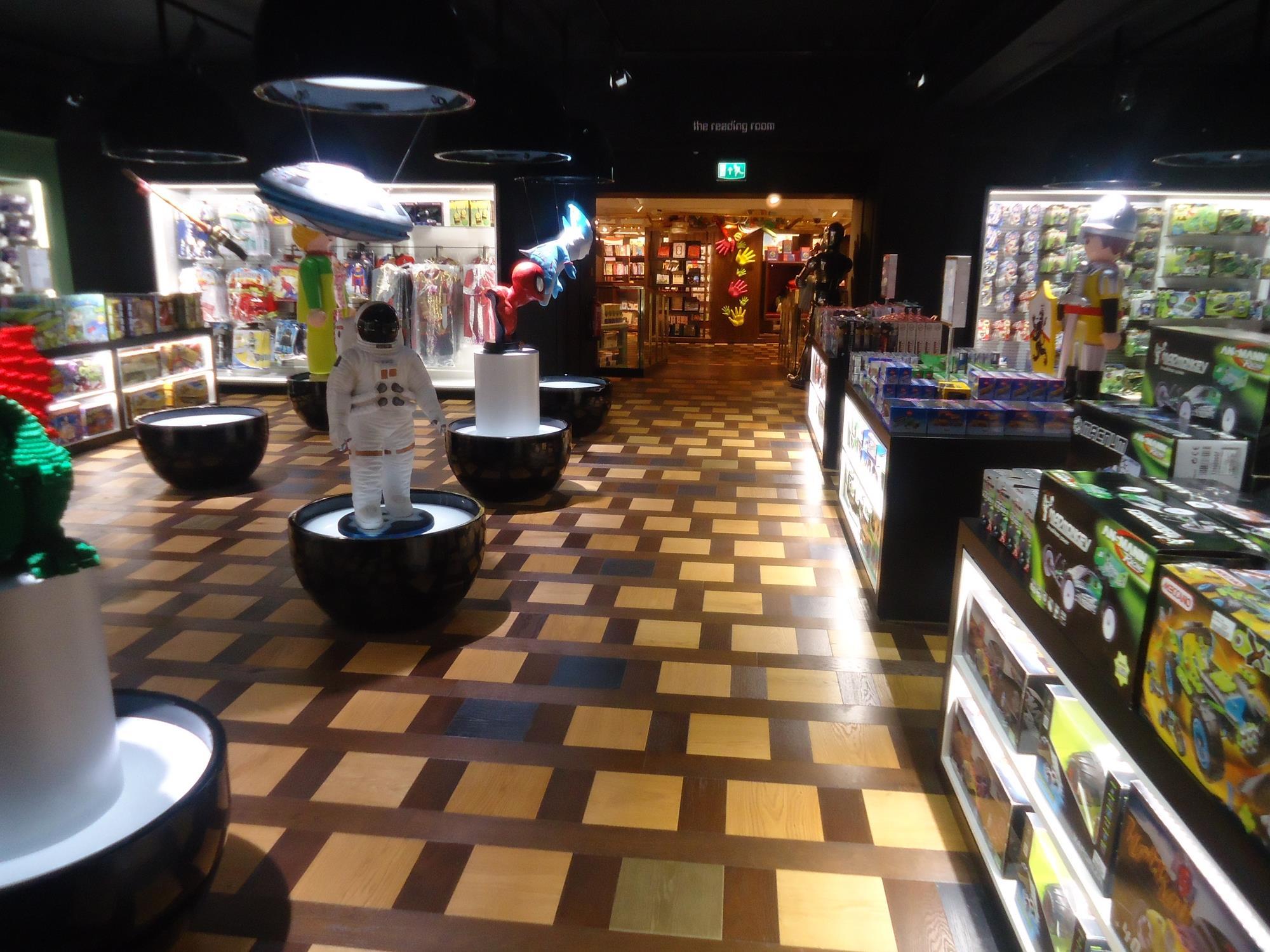 Store gallery: Harrods’ unveils its new toy department | Store gallery ...